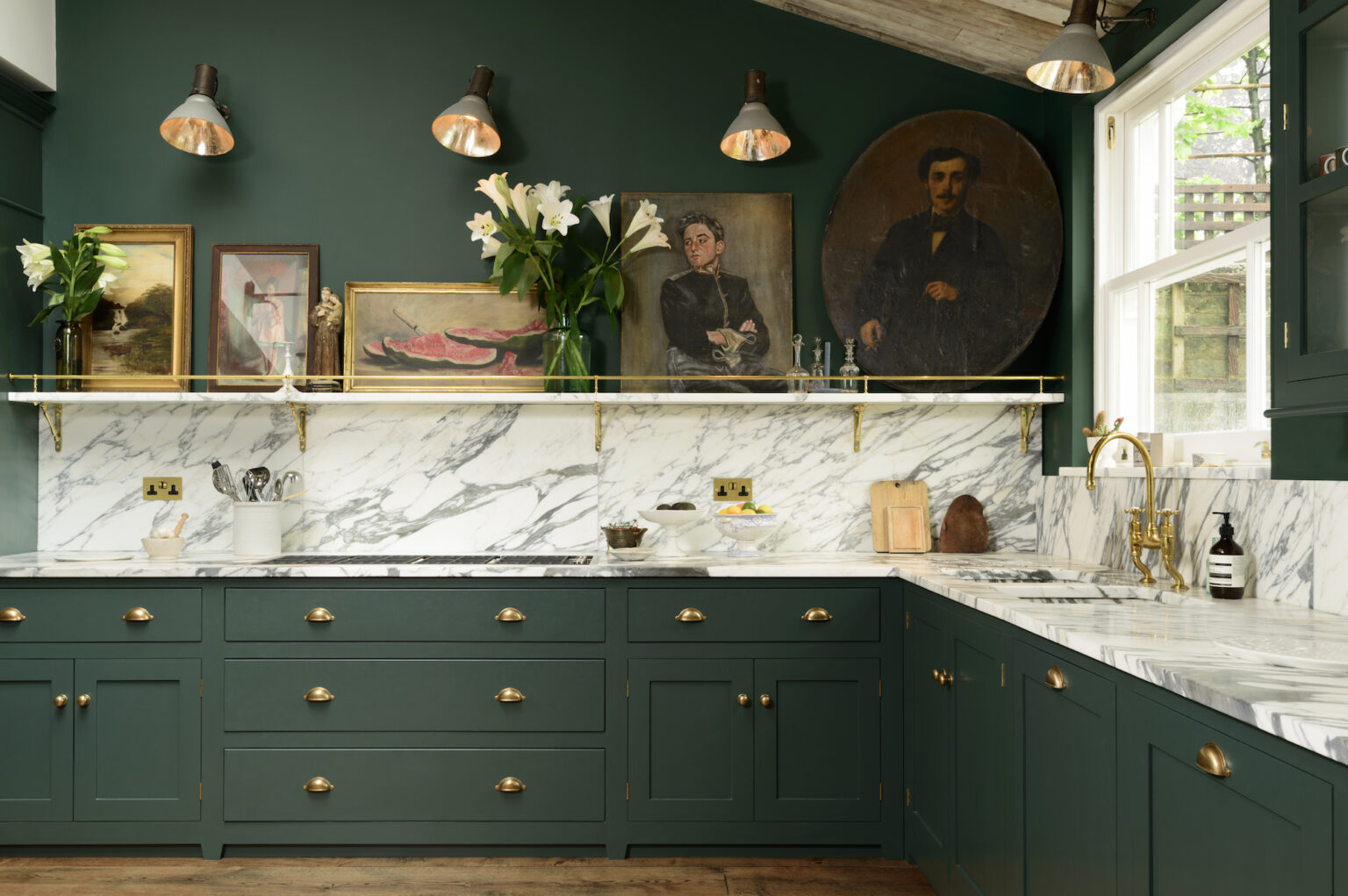 Marmo verde per Arredare casa: tendenza Greenery - Pietre di Rapolano